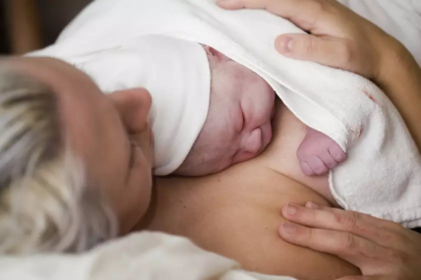 阴道种植：剖腹产对宝宝有帮助吗？