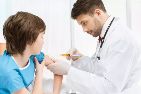 Tinédzser vakcina
