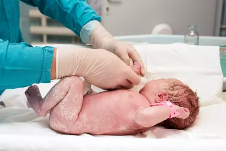 новородено бебе