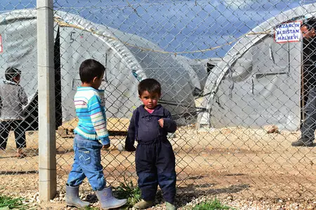 menekült gyerekek