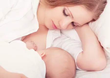 မိခင်နို့တိုက်ကျွေးခြင်း-အကျိုးကျေးဇူးများ