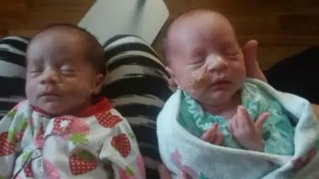 Раѓа три групи близнаци за само 26 месеци