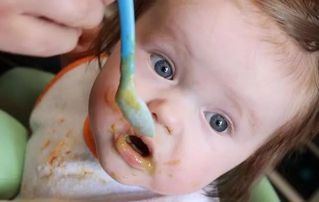 Despite the recommendations, most babies start complementary feeding ahead of time