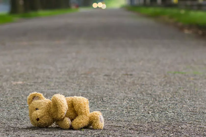 Un bébé est le seul survivant d'un accident de la circulation, grâce à la marche arrière