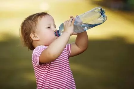 je moet hydrateren