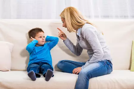 Geef geen bevelen aan uw kinderen om te gehoorzamen, betrek ze erbij