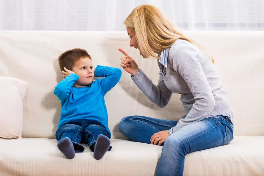 Het is niet je kind dat je nerveus of boos maakt, jij bent het: waarom we anderen niet verantwoordelijk zouden moeten houden voor onze emoties