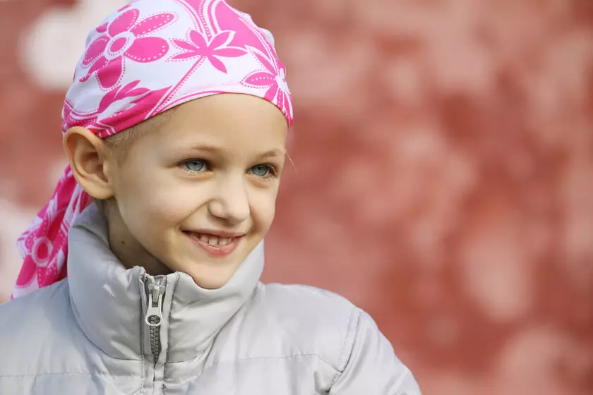 Wêreld Kinderkankerdag: sluit aan by die #scarfchallenge om hulde te bring aan kinders en adolessente met kanker