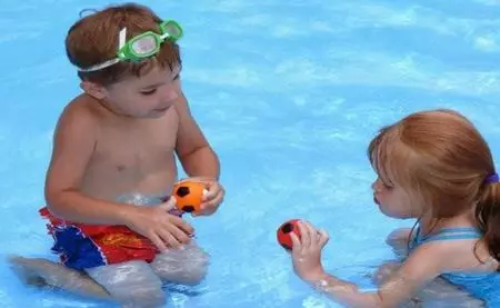 piscine pour enfants