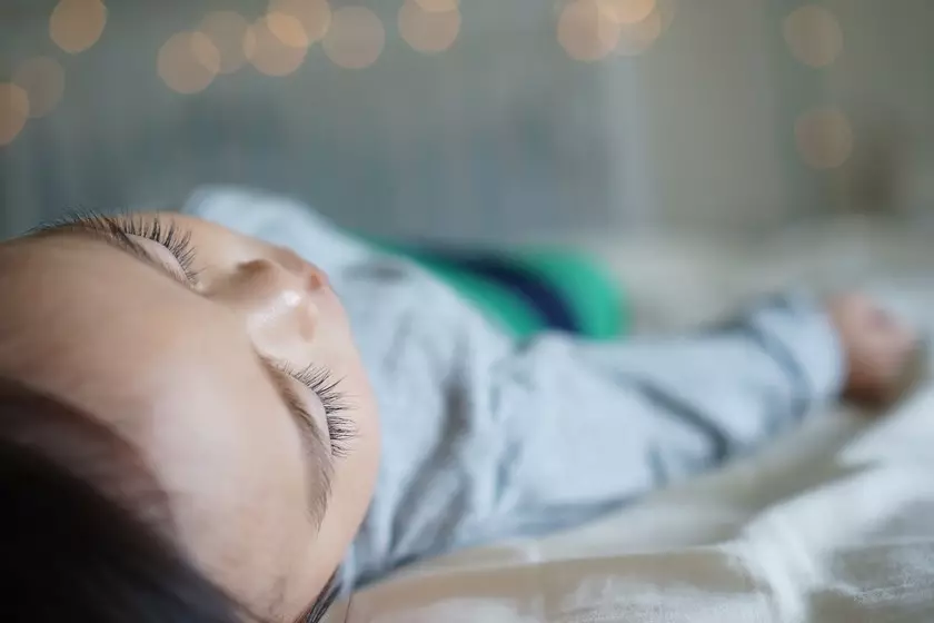 Penkių žingsnių miego rutina, kad jūsų kūdikis geriau miegotų