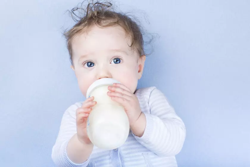 Cando é necesario recorrer ao leite de fórmula para alimentar ao bebé?