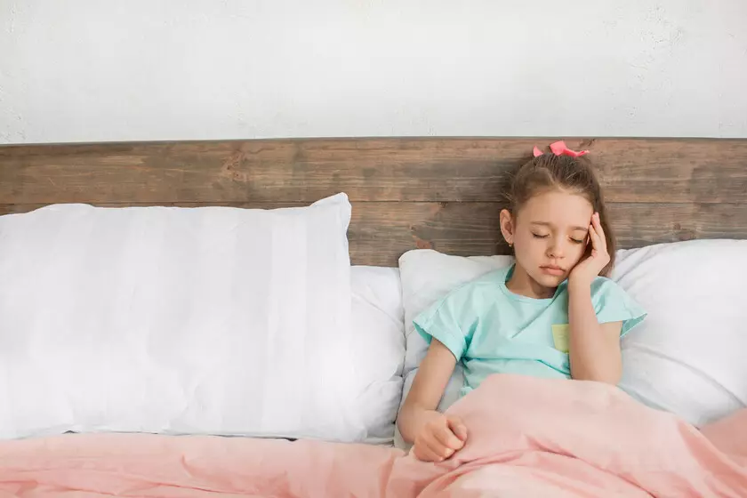 Mal de cap en nens: què fer i quins són els signes d'alarma