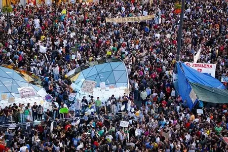 Acampar na Puerta del Sol em Madrid