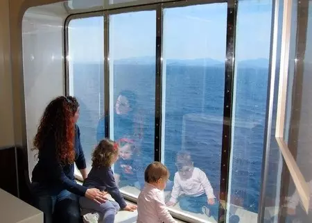 prozor broda za krstarenje