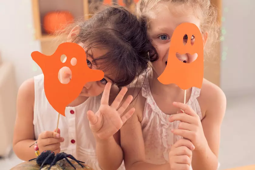 13 fun and easy Halloween crafts to do with kids