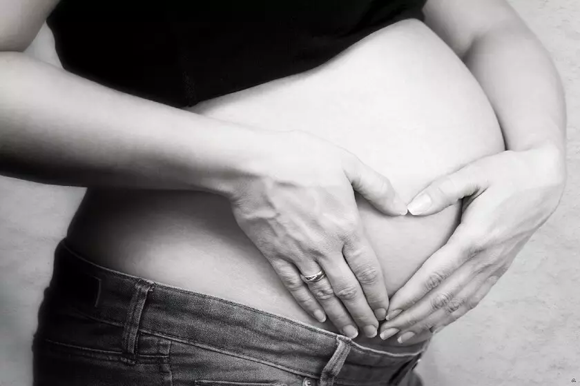 怀孕第 37 周：你已经是足月宝宝了