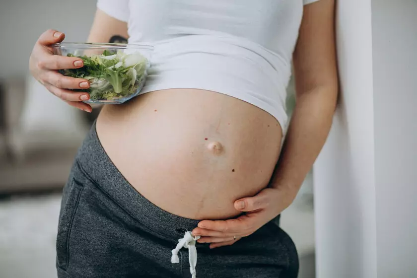 Dobre navade iz trebuha: uživanje zelenjave med nosečnostjo bi otrokom pomagalo, da bi jo pojedli več