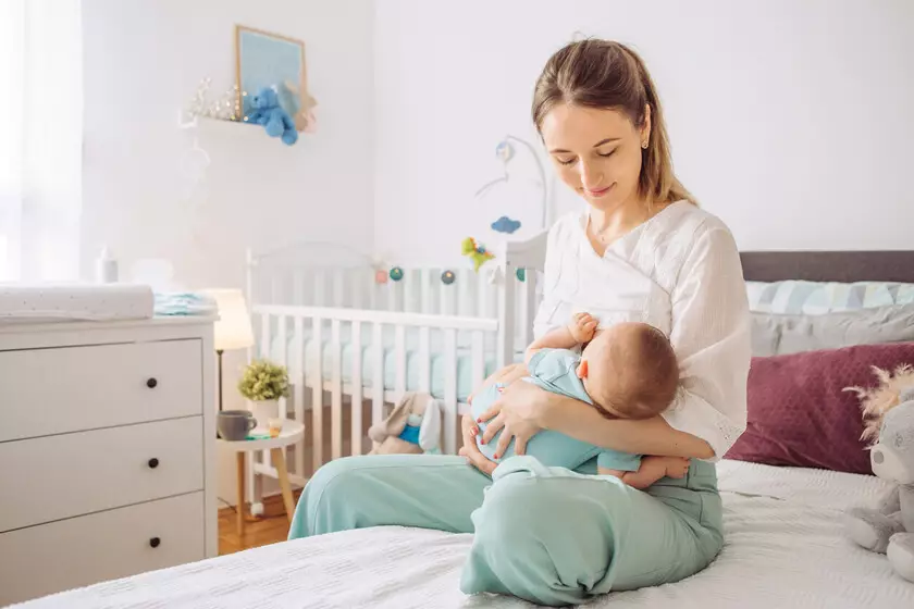 Borsvoeding kan help om langtermyn kognitiewe agteruitgang by die moeder te voorkom