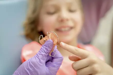 orthodontesch Behandlung