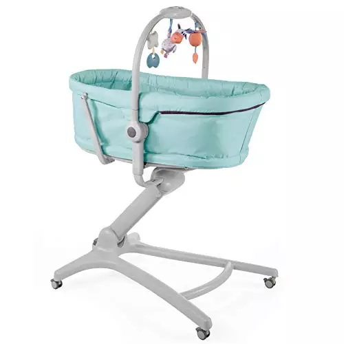 Chicco Baby Hug 4 во 1 Мини креветче за бебиња 0 месеци - 3 години (15 кг), лулка, хамак, столче за бебиња и столче за бебиња со лак за играчки, прилагодлива висина и потпирач за грб и 4 тркала, сина (акварел)