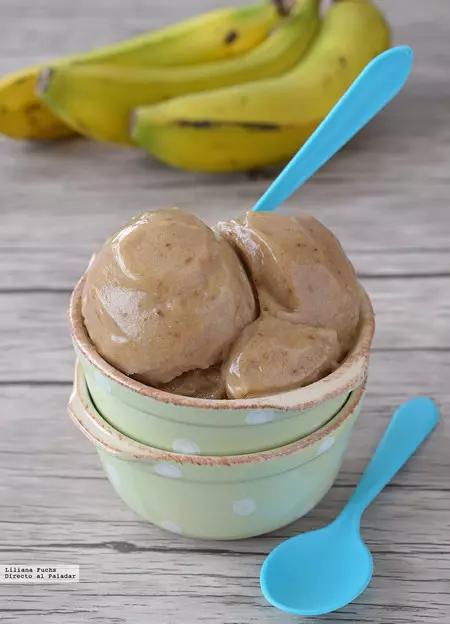 сладолед-банан